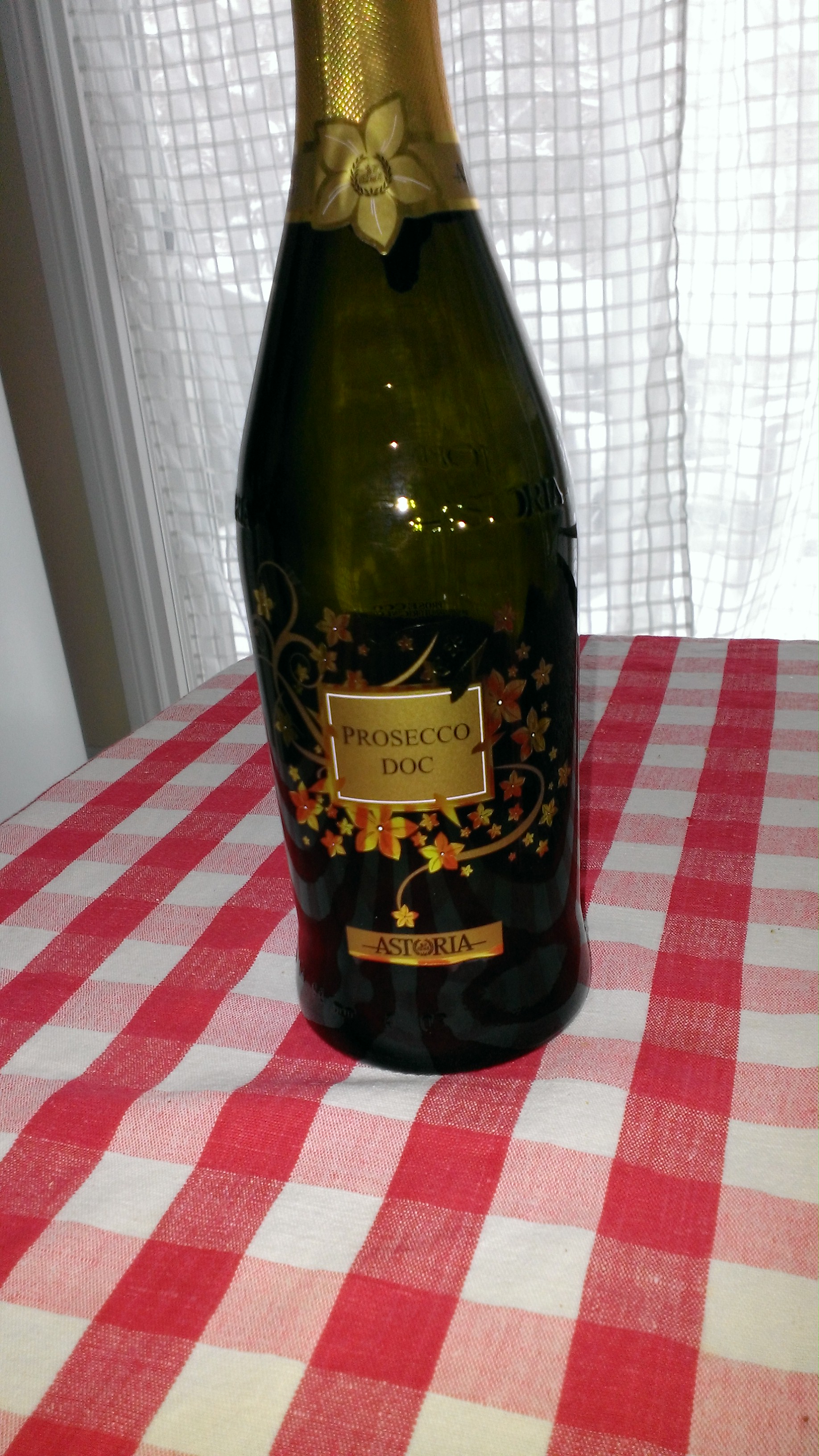 Astoria Prosecco Expert Wine Review: Natalie MacLean